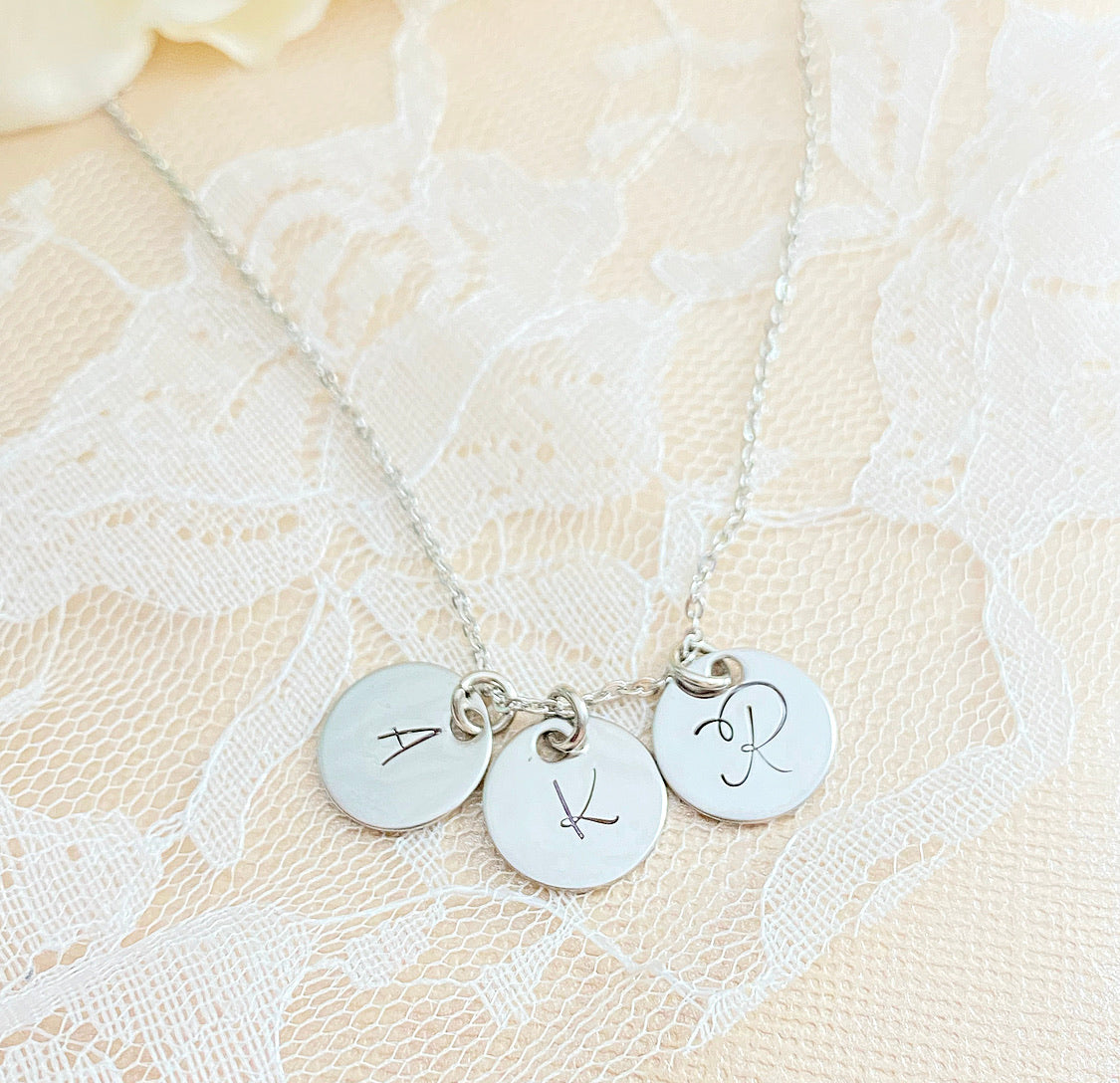 SMALL-INITIAL DISK NECKLACE – Made with Love by Angie